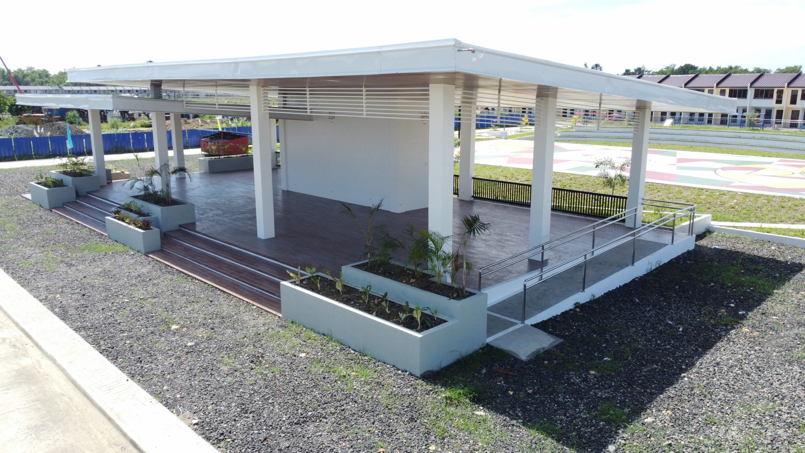 Deca Homes Leganes Residences - 8990 Holdings, Inc.